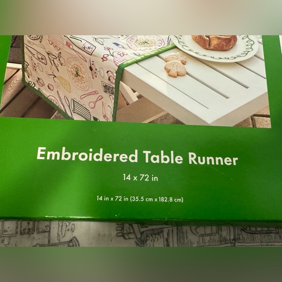 kate spade | Dining | Kate Spade X Target Embroidered Table Runner ...